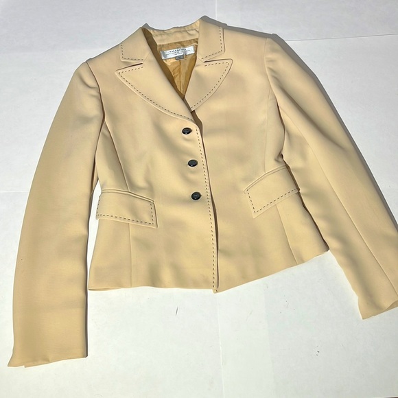 Tahari | Jackets & Coats | Tahari Arthur S Levine Petite Cream Vintage ...